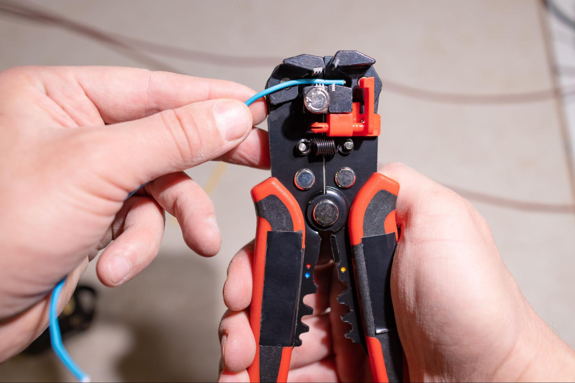 Best Wire & Cable Strippers | Best Cable Stripping Tools